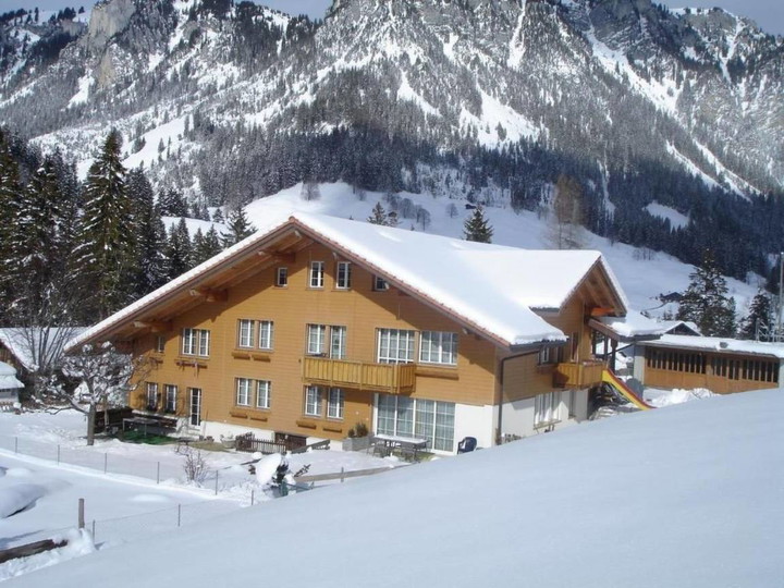 99 M² Apartment ∙ 2 Bedrooms ∙ 5 Guests - Adelboden