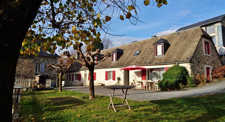 116 M² Gîte ∙ 3 Bedrooms ∙ 9 Guests - Lourdes