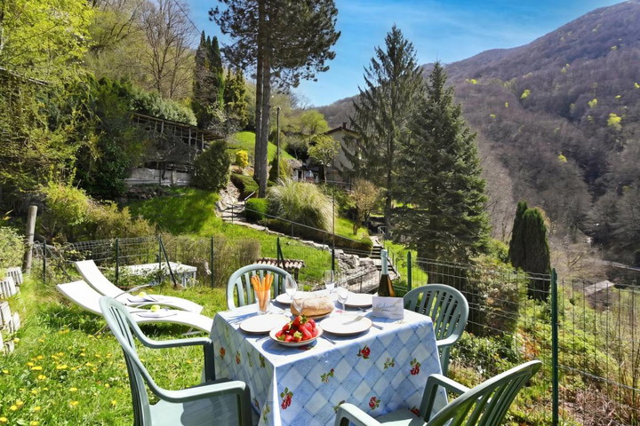 95 M² House ∙ 2 Bedrooms ∙ 5 Guests - Lugano