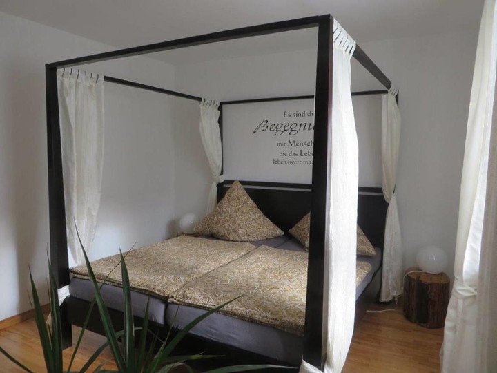 80 M² Apartamento ∙ 2 Habitaciones ∙ 4 Huéspedes - Miltenberg