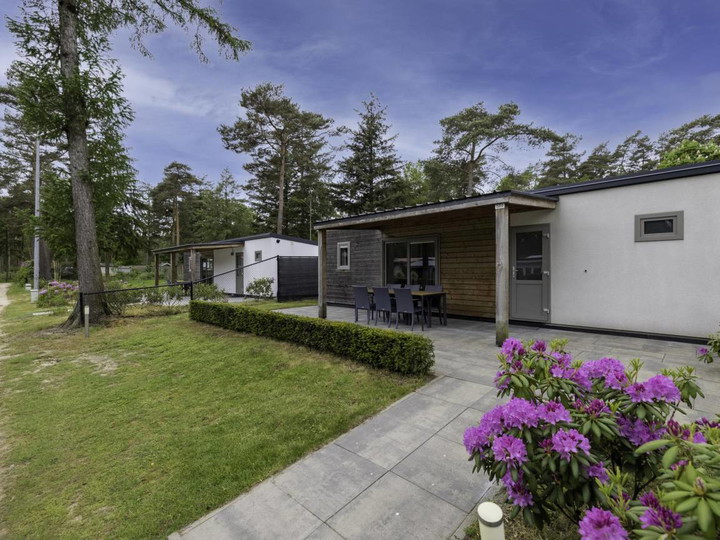 42 M² Chalet ∙ 3 Slaapkamers ∙ 6 Gasten - Eindhoven