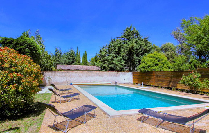 66 M² Huis ∙ 2 Slaapkamers ∙ 6 Gasten - La Roque-d'Anthéron