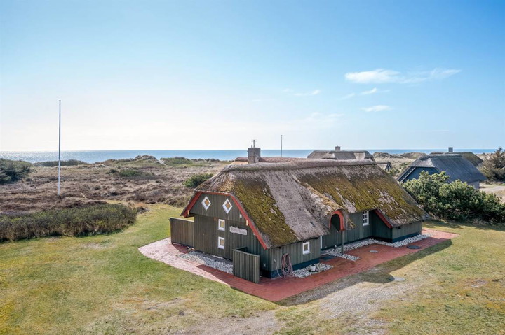 180 M² Maison De Vacances ∙ 4 Chambres ∙ 8 Personnes - Blåvand