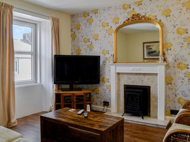 Cottage ∙ 3 Bedrooms ∙ 9 Guests - Castle Douglas