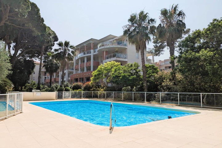 70 M² Appartement ∙ 2 Chambres ∙ 6 Personnes - Île de Porquerolles