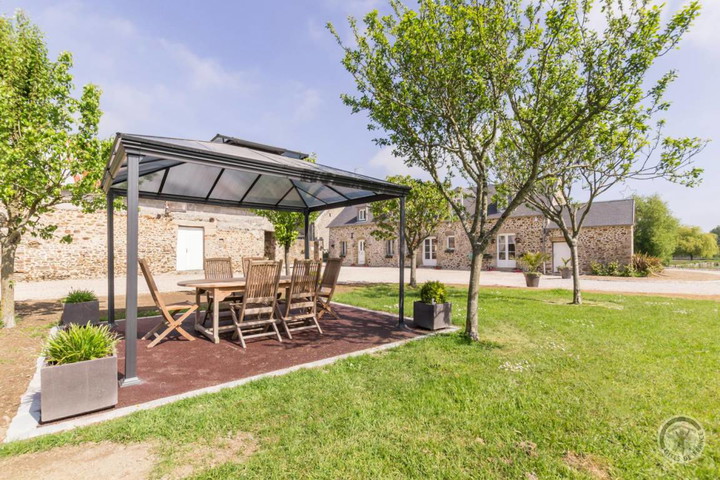 144 M² Gîte ∙ 4 Chambres ∙ 8 Personnes - Coutances
