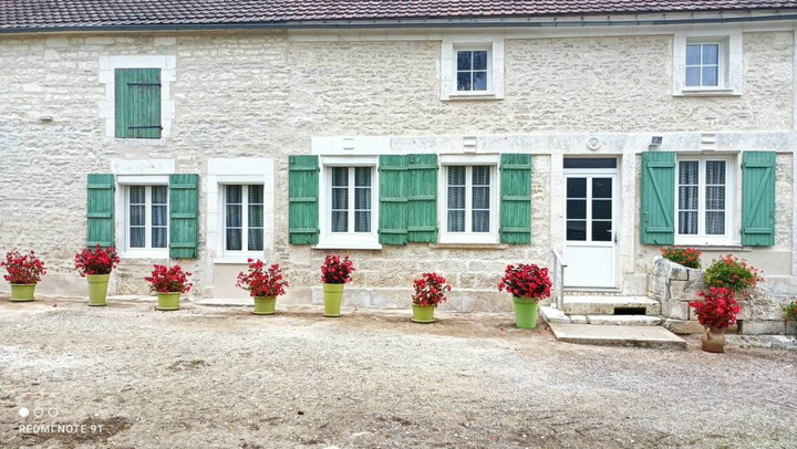 90 M² Cottage ∙ 2 Chambres ∙ 6 Personnes - Yonne