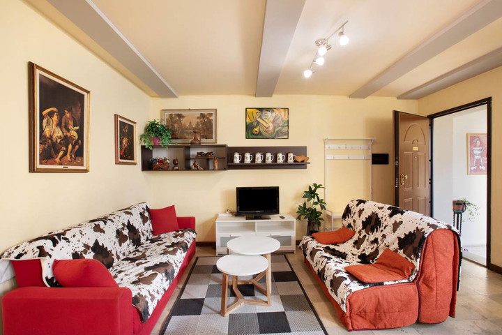 90 M² Apartment ∙ 2 Bedrooms ∙ 6 Guests - Aosta