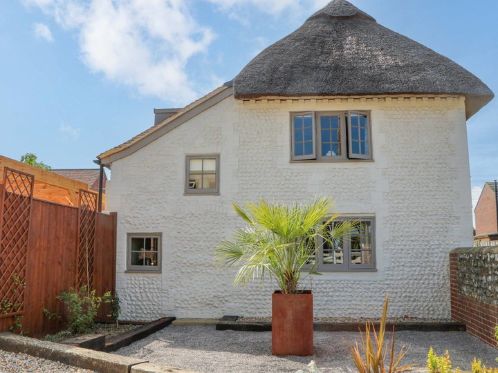 Cottage ∙ 4 Bedrooms ∙ 8 Guests - Arundel