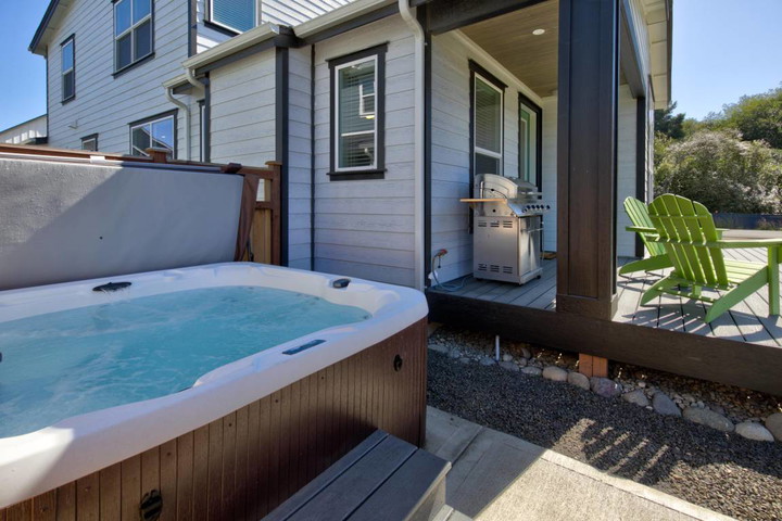 155 M² Cottage ∙ 3 Bedrooms ∙ 7 Guests - Westport