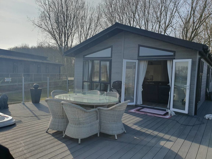 75 M² Lodge ∙ 2 Bedrooms ∙ 5 Guests - Kingston upon Hull