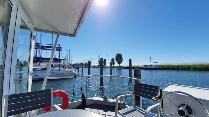 Huis ∙ 2 Slaapkamers ∙ 6 Gasten - Lelystad