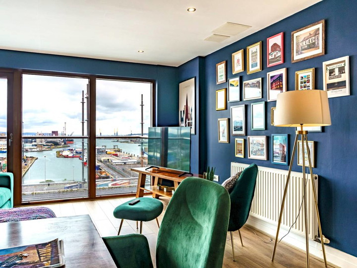 56 M² Apartment ∙ 2 Bedrooms ∙ 4 Guests - Belfast