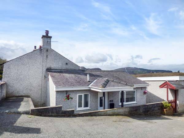 Cottage ∙ 4 Bedrooms ∙ 6 Guests - Anglesey