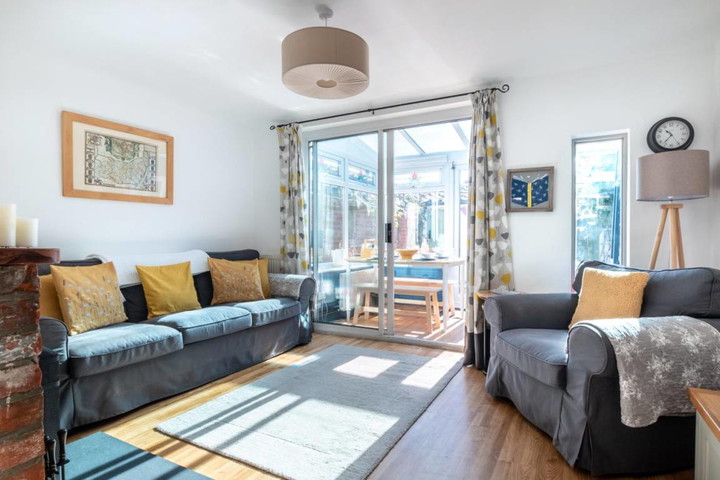 Cottage ∙ 2 Bedrooms ∙ 4 Guests - Woodbridge, UK