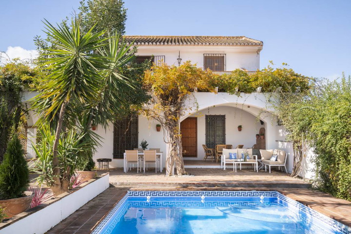 250 M² Casa Rural ∙ 5 Habitaciones ∙ 12 Huéspedes - Andalucía
