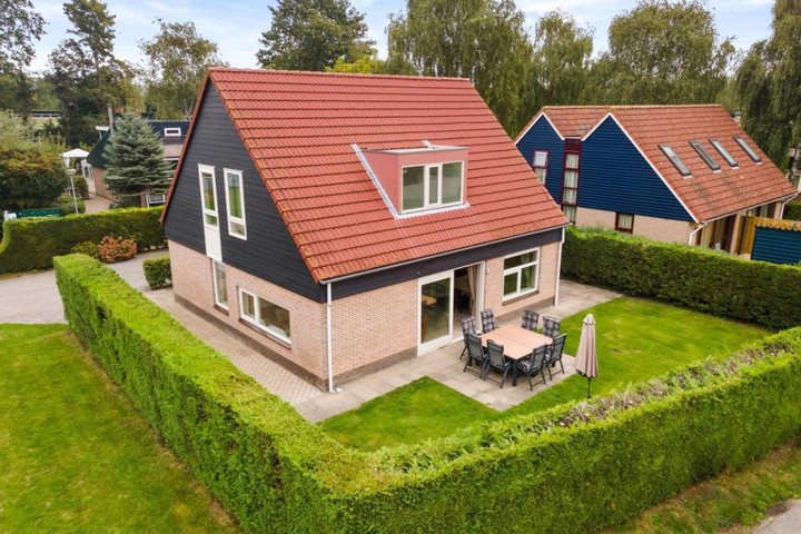 216 M² Ferienhaus ∙ 5 Schlafzimmer ∙ 10 Gäste - Kamperland