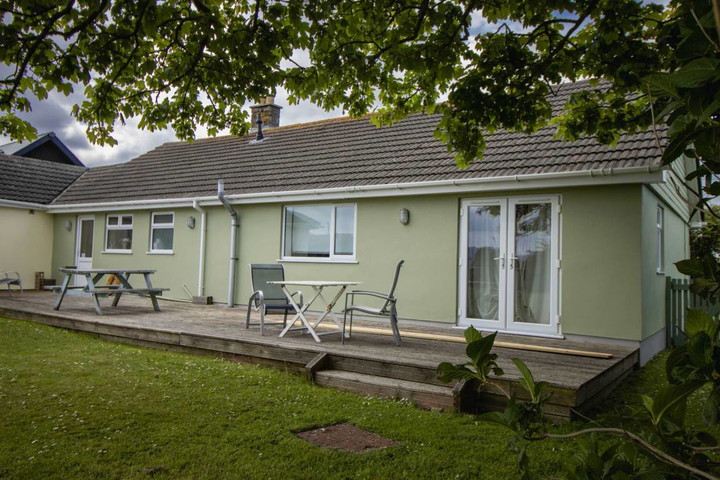 Apartment ∙ 4 Bedrooms ∙ 8 Guests - Redruth