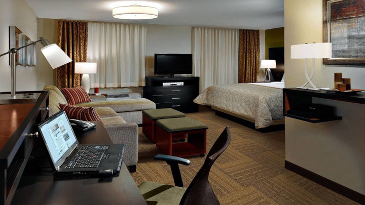 Studio Flat ∙ 1 Bedroom ∙ 2 Guests - Lafayette, IN