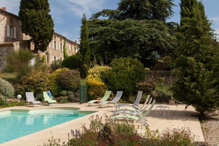270 M² Gîte ∙ 6 Chambres ∙ 15 Personnes - Revel