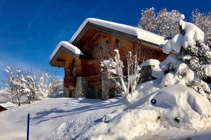 350 M² Chalet ∙ 6 Bedrooms ∙ 14 Guests - Méribel