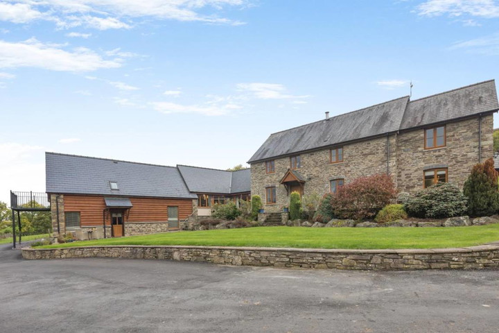 Landhaus ∙ 5 Schlafzimmer ∙ 10 Gäste - Builth Wells