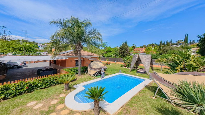 120 M² Casa Rural ∙ 3 Habitaciones ∙ 7 Huéspedes - Alhaurín de la Torre