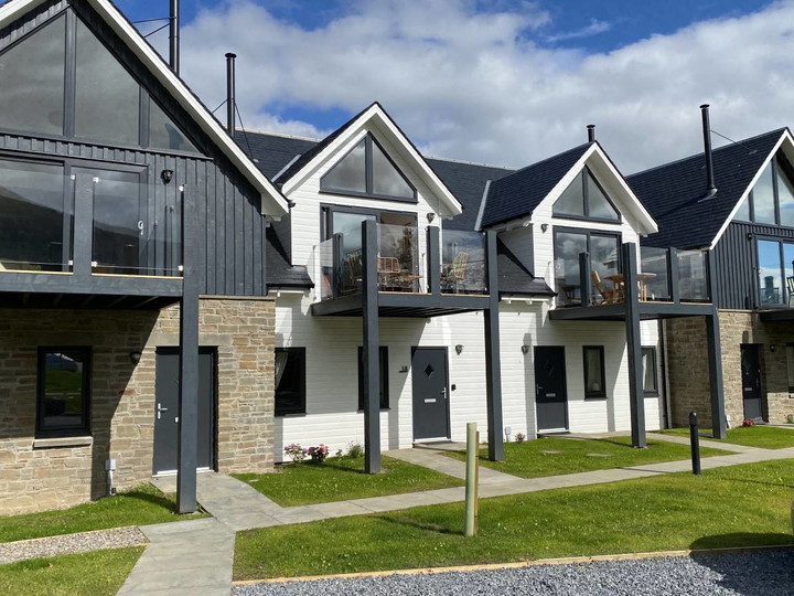 Cottage ∙ 2 Bedrooms ∙ 4 Guests - Kenmore
