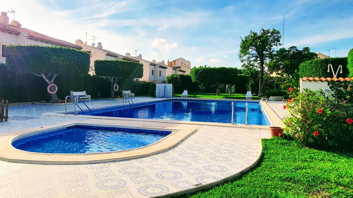 50 M² Apartamento ∙ 2 Habitaciones ∙ 4 Huéspedes - La Marina