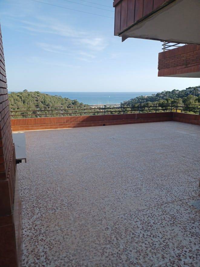 300 M² Apartamento ∙ 3 Habitaciones ∙ 6 Huéspedes - Garraf