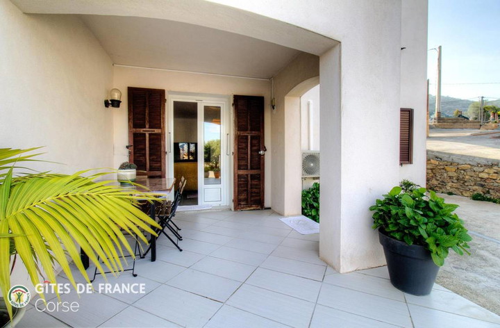 64 M² Gîte ∙ 2 Bedrooms ∙ 4 Guests - Calvi