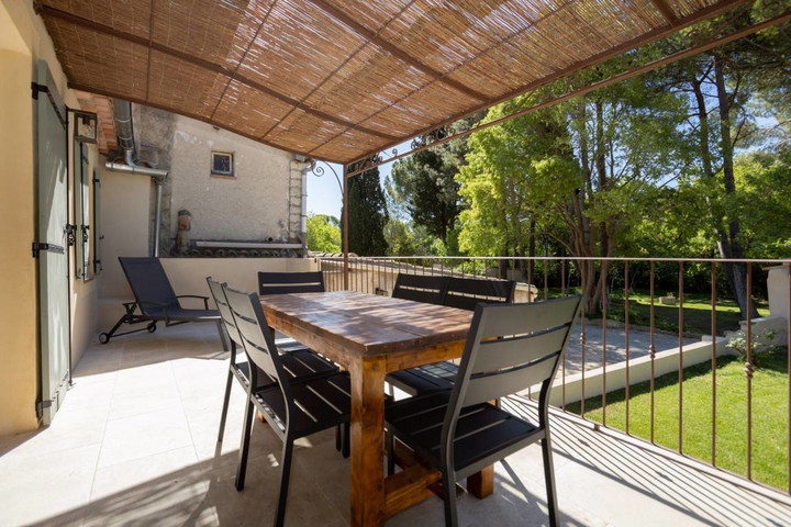 60 M² Appartement ∙ 2 Chambres ∙ 6 Personnes - Orgon