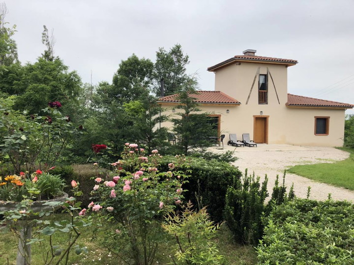 60 M² Gîte ∙ 2 Chambres ∙ 4 Personnes - Ariège