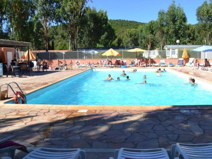 Caravan ∙ 2 Bedrooms ∙ 5 Guests - La Londe-les-Maures