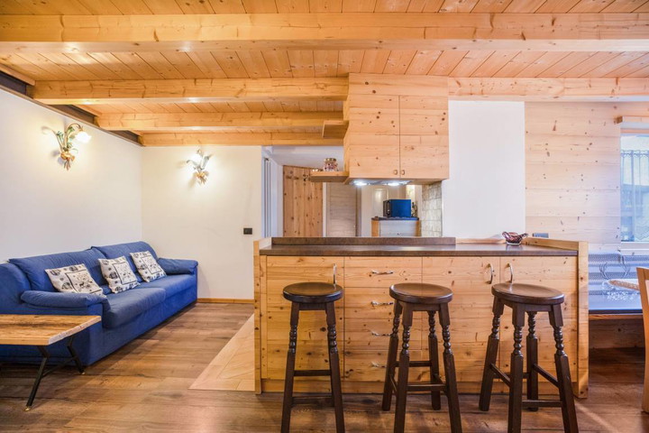 80 M² Appartamento Vacanza ∙ 2 Camere Da Letto ∙ 4 Ospiti - Canazei
