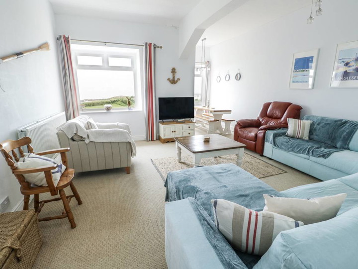 Cottage ∙ 2 Bedrooms ∙ 5 Guests - Trearddur Bay