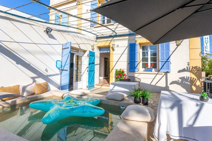 250 M² Villa ∙ 9 Schlafzimmer ∙ 18 Gäste - Saint-Raphaël