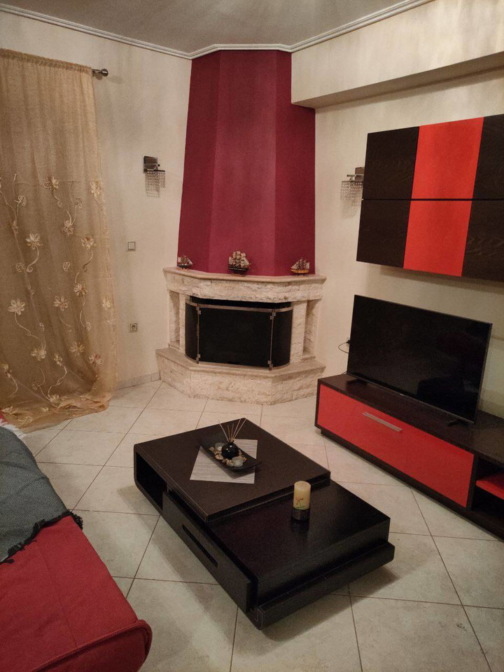 80 M² Apartment ∙ 2 Bedrooms ∙ 6 Guests - Athens