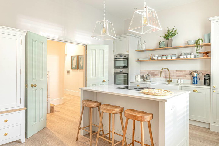 180 M² House ∙ 5 Bedrooms ∙ 14 Guests - Sandbanks