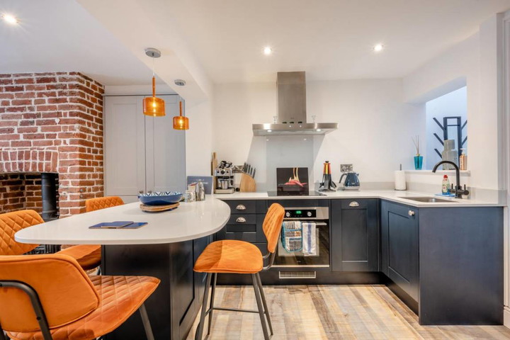 Cottage ∙ 2 Bedrooms ∙ 4 Guests - Norwich