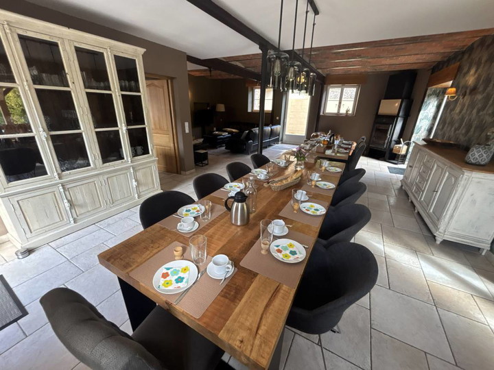 340 M² Landhaus ∙ 6 Schlafzimmer ∙ 15 Gäste - Ardennes