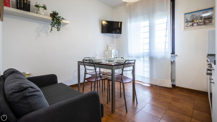 36 M² Ferienwohnung ∙ 1 Schlafzimmer ∙ 2 Gäste - Udine