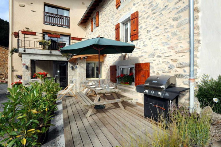 150 M² Gîte ∙ 5 Bedrooms ∙ 10 Guests - Formiguères
