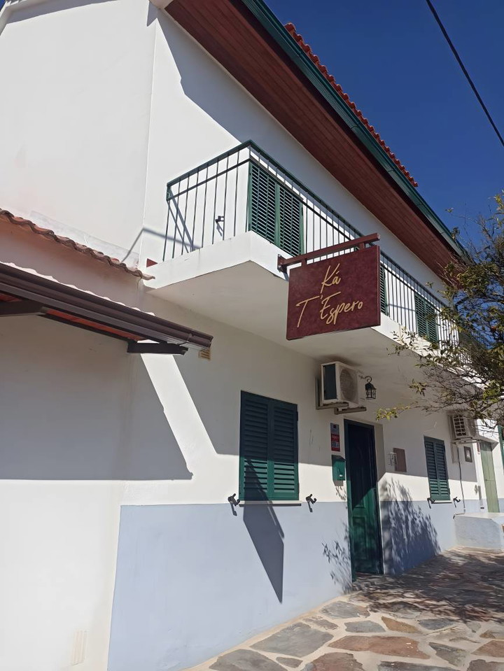 120 M² House ∙ 2 Bedrooms ∙ 4 Guests - Monsanto