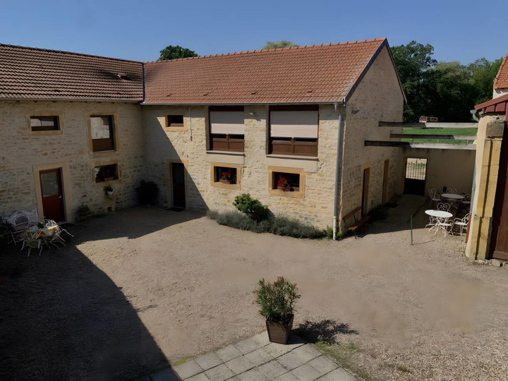 100 M² Cottage ∙ 2 Chambres ∙ 4 Personnes - Metz