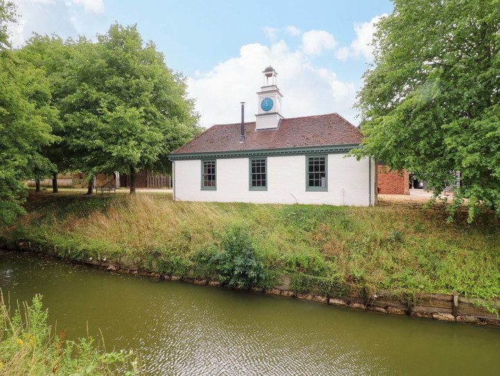 Cottage ∙ 1 Bedroom ∙ 2 Guests - Stowmarket