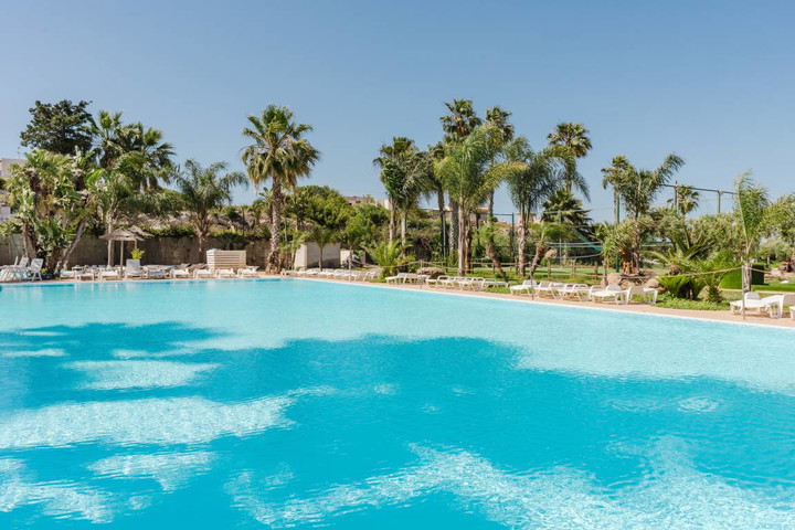 36 M² Bungalow ∙ 2 Habitaciones ∙ 6 Huéspedes - Sicilia