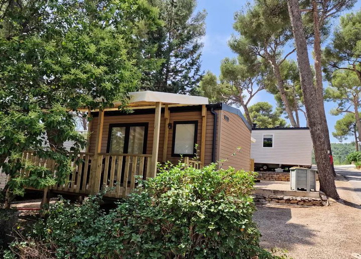 20 M² Mobil-home ∙ 1 Chambre ∙ 2 Personnes - Cassis