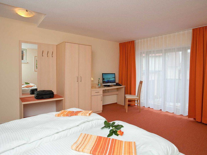 23 M² Hotel ∙ 3 Guests - Waren
