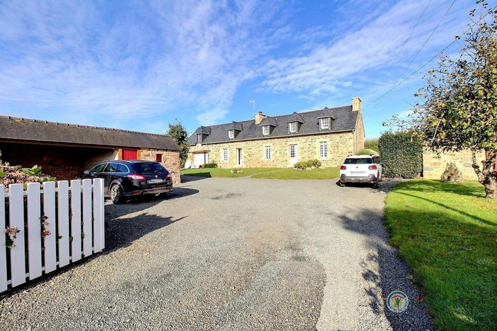 150 M² Gîte ∙ 4 Chambres ∙ 7 Personnes - Côtes-d'Armor